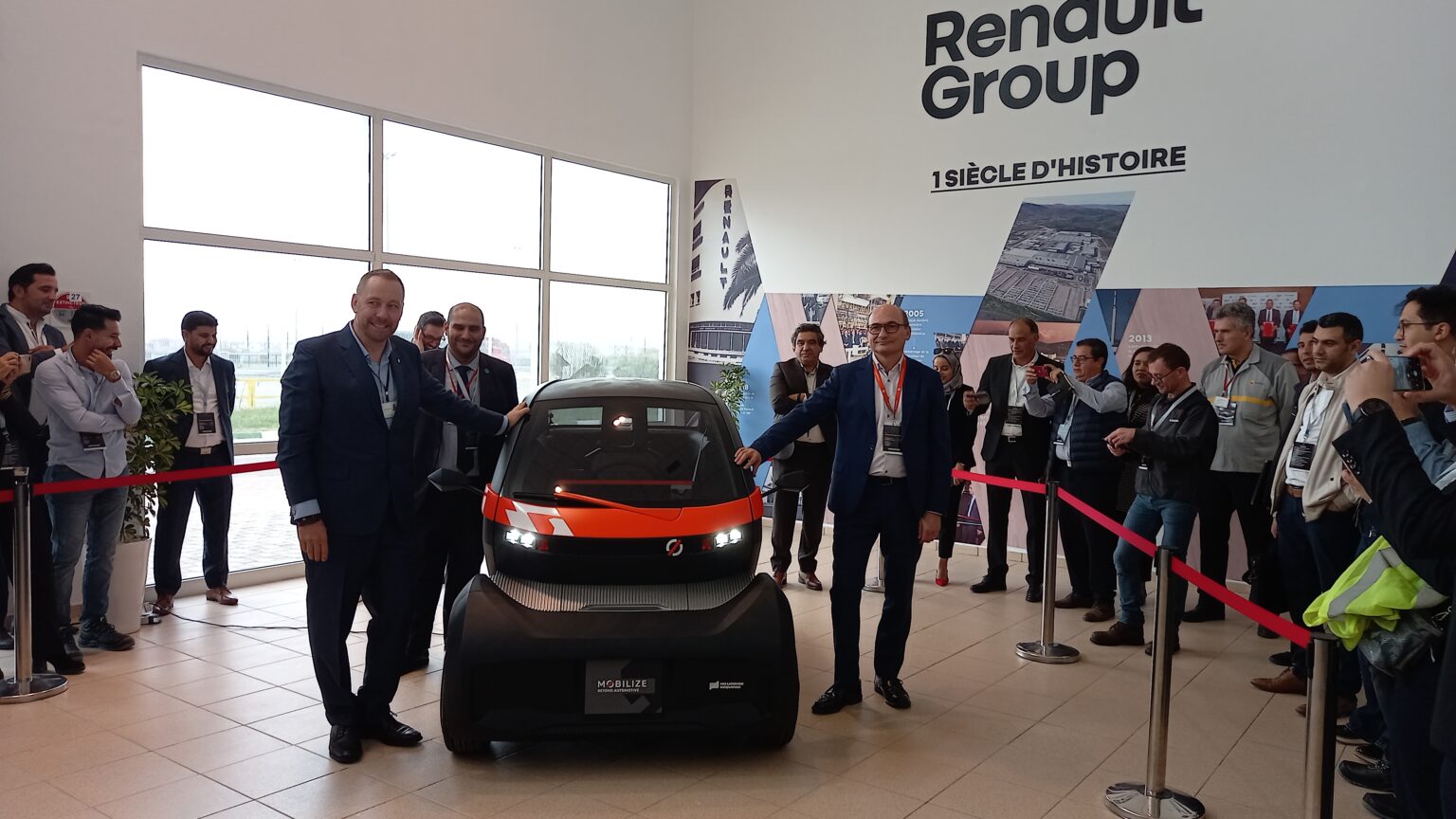 ABC ROTOMOLDEO FABRICA EZ1 RENAULT BENTO